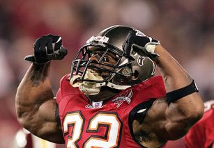 25 Most Jacked Football Players in the NFL 2025