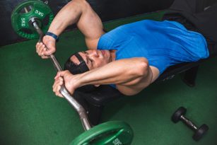 10 Best Exercises For Building Massive Triceps