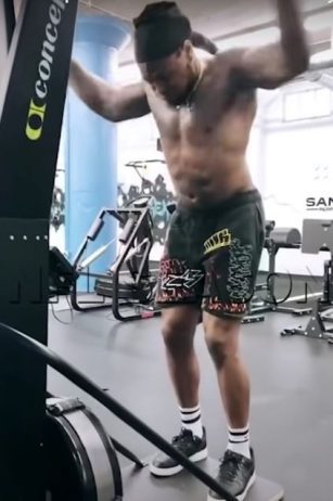 Derrick Henry’s Workout and Diet: How King Henry Dominates the NFL