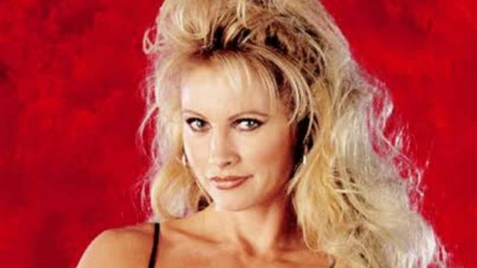 25 Hottest Female Pro Wrestlers and WWE Divas Of All Time